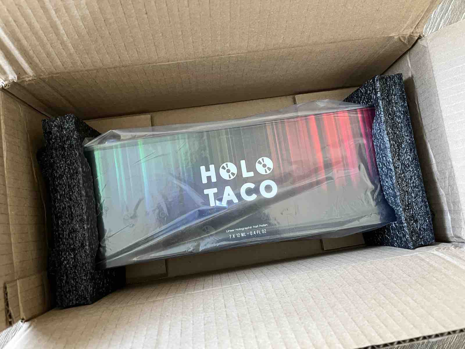 Beauty: Holo Taco Dark Rainbow Review – Bobbieness